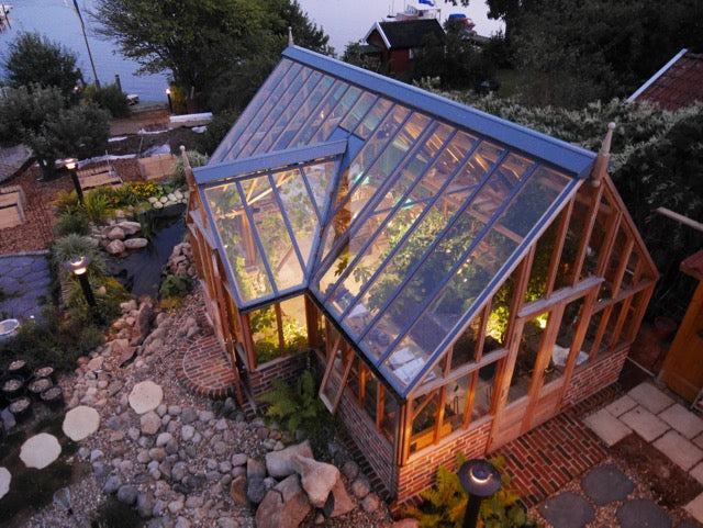 Greenhouse in cedar – Vansta Trädgård